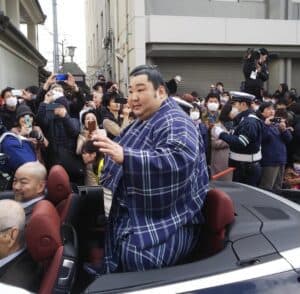 24 Answers About Sumo Wrestlers